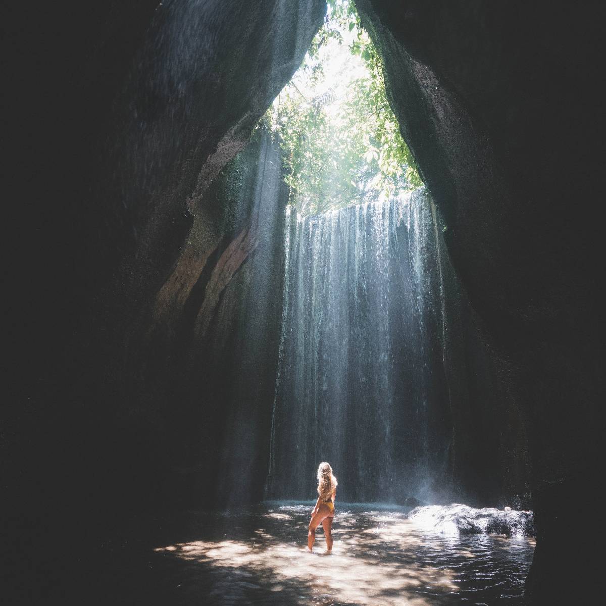 Waterfall Cleansing Meditation (10m 35s) - Aura