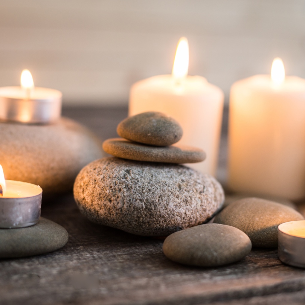 Reduce Anxiety Quickly With Breathing by Connie Riet (3m 55s) - Aura