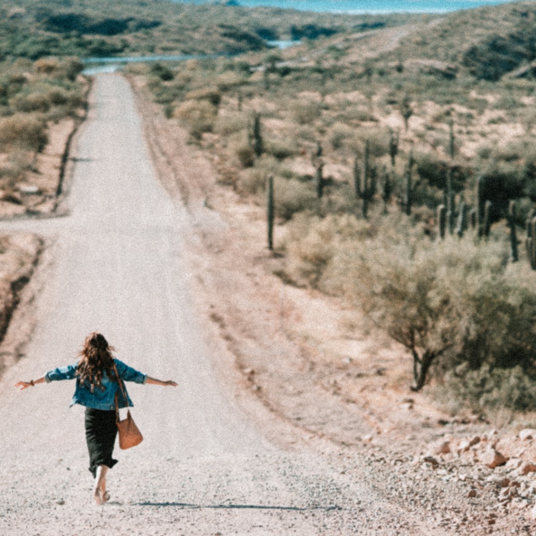 Present & Grateful Morning by Tina Stinson (6m 56s) - Aura