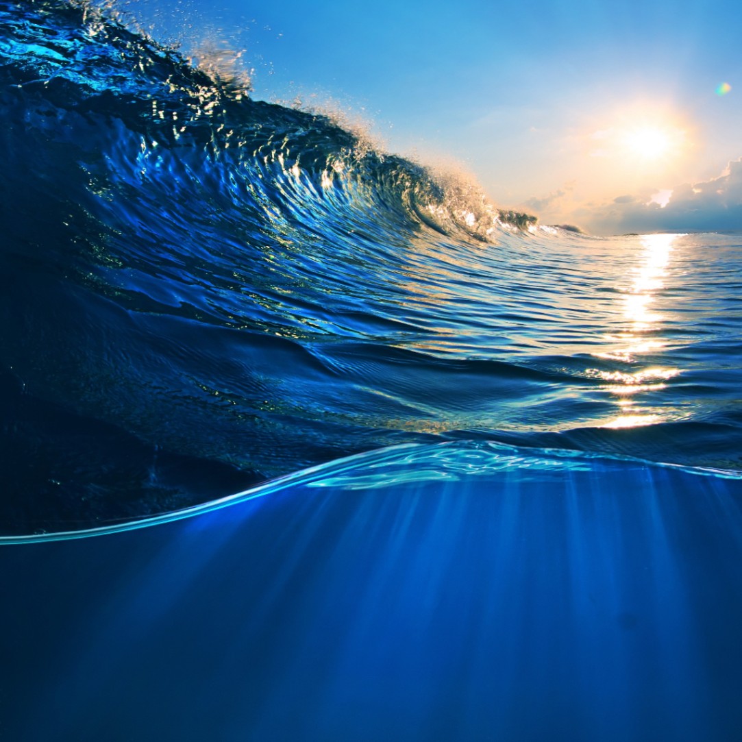 Find Your Focus: Ocean Waves Breathing (7m 16s) - Aura